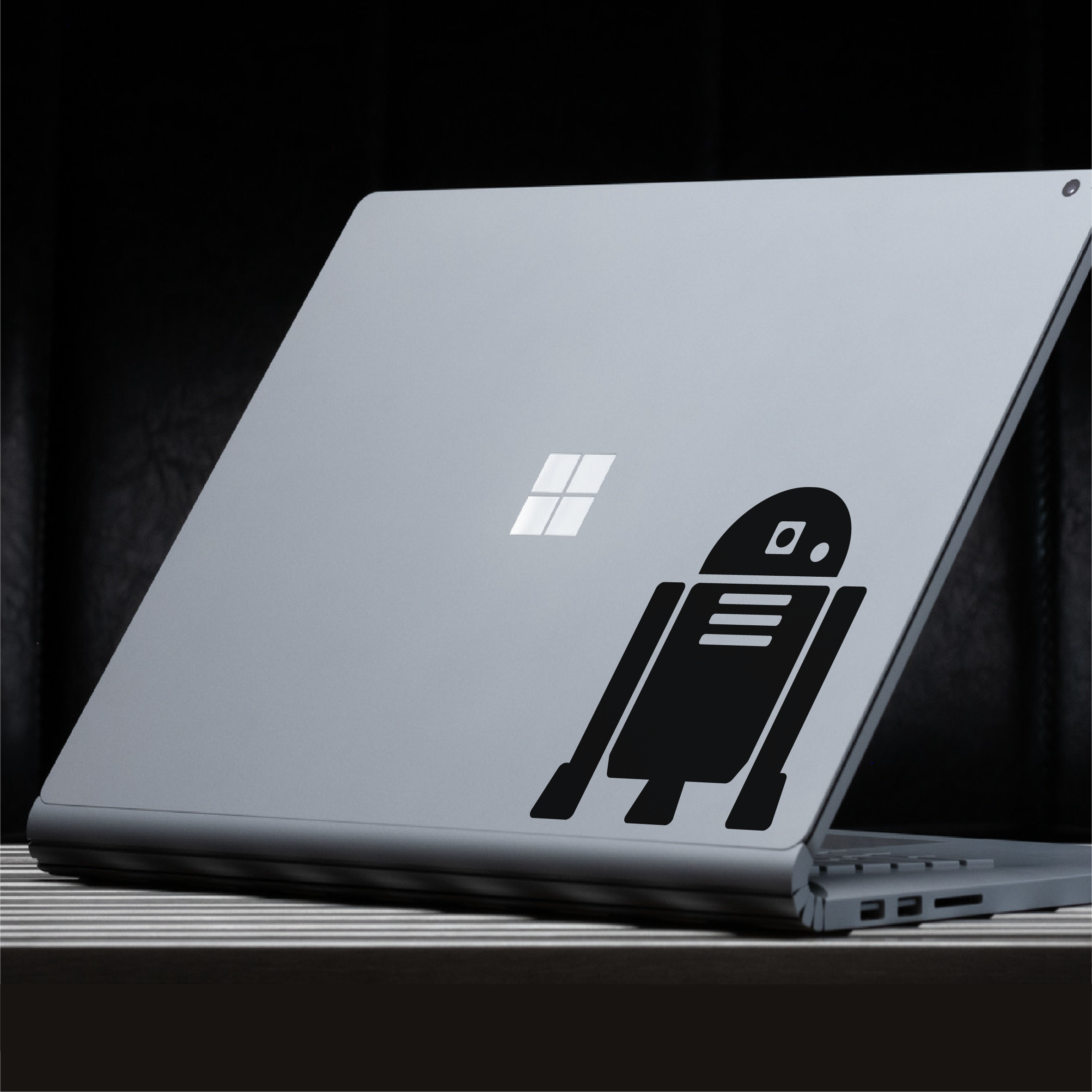 R2D2 - Star Wars - Laptop Vinyl Decal Sticker - LondonDecal