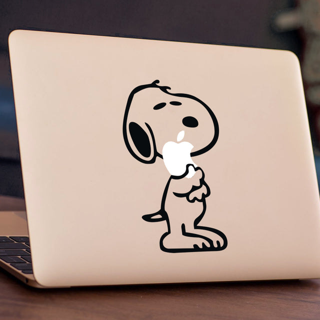 Snoopy Cuddle Macbook Vinyl Decal Sticker - LondonDecal